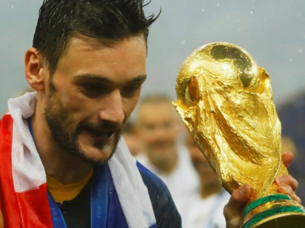 Mundo Positivo Goleiro Campeão Do Mundo Pela França é Detido Por